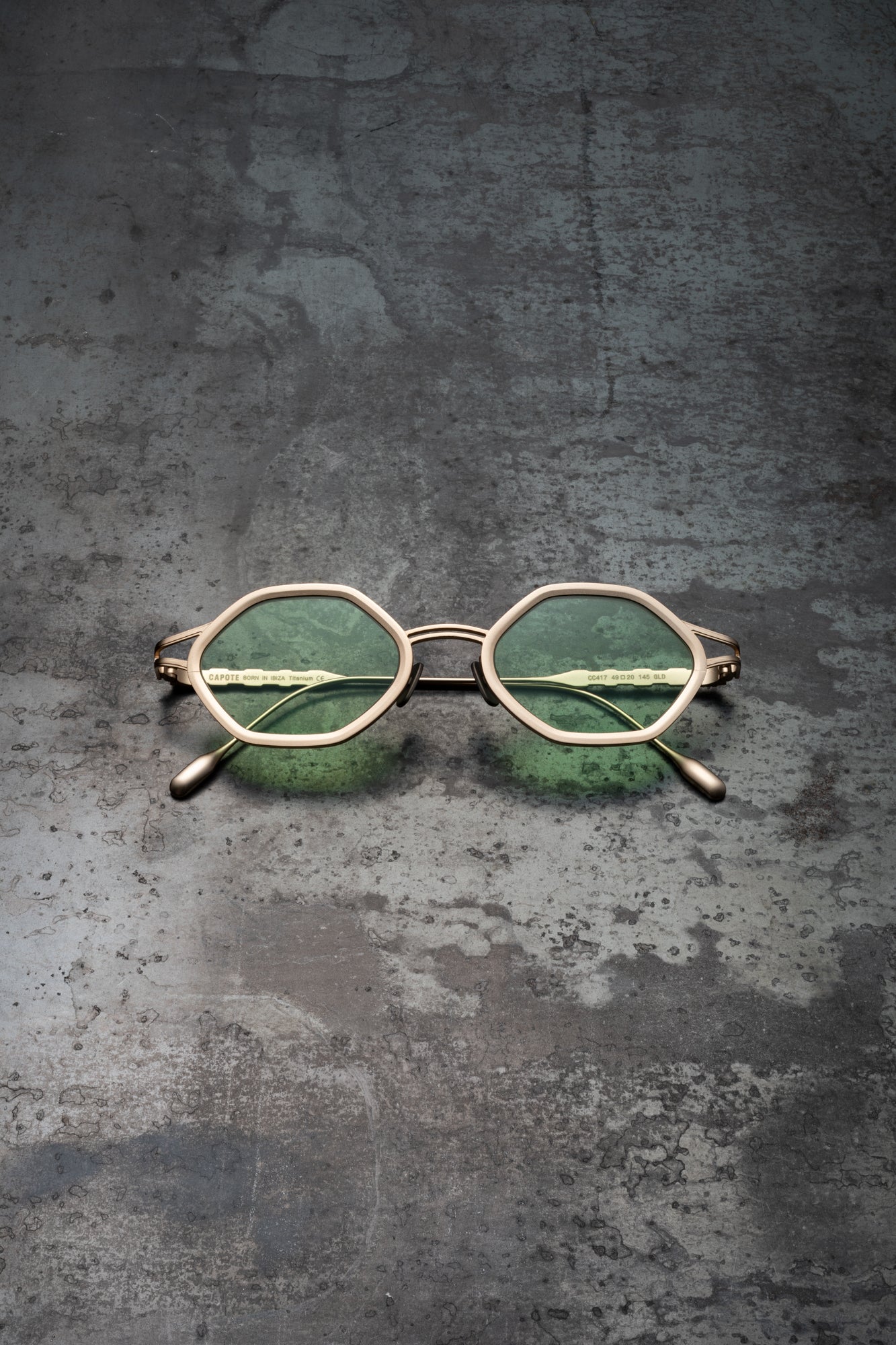 CC417 – CAPOTE CC417 – CAPOTE